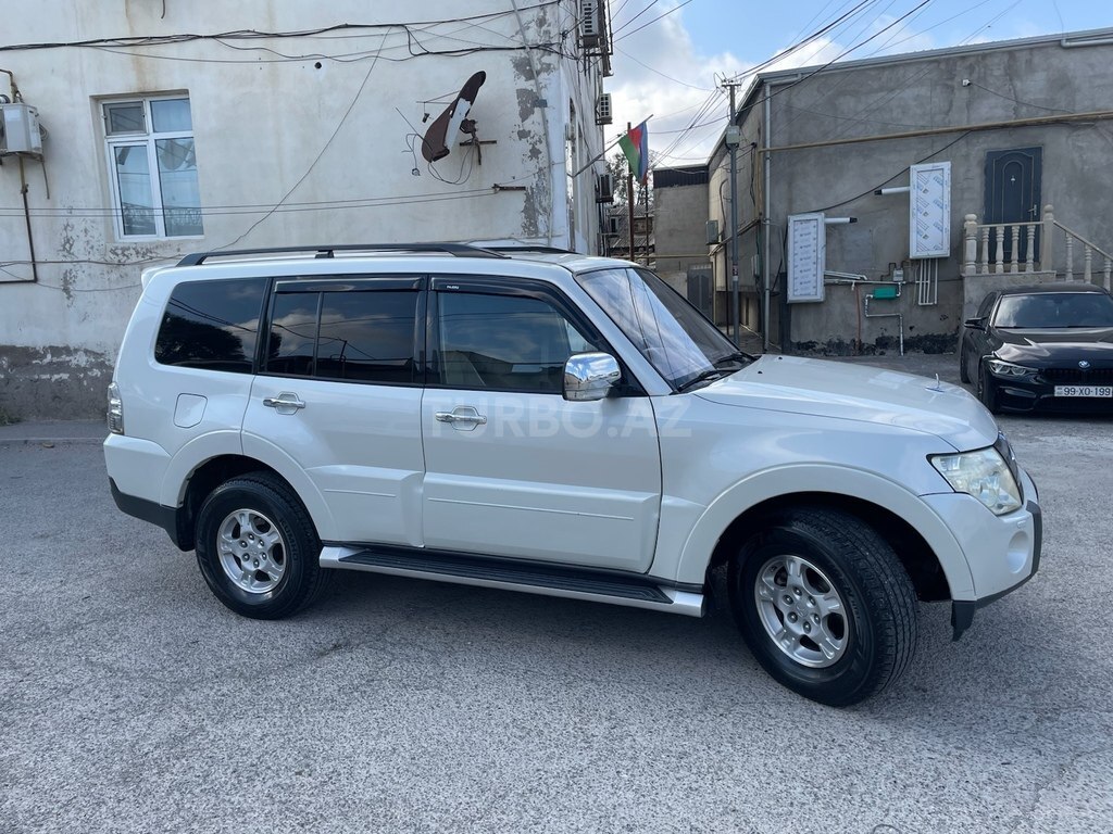 Mitsubishi Pajero, 3.0 L, 2007 il, 220 110 km Bakı almaq - qiyməti 20 ...