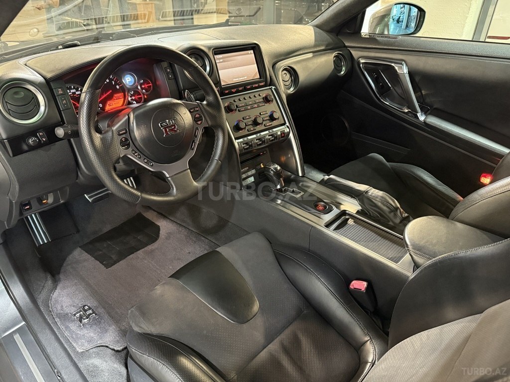 Nissan GT-R, 3.8 L, 2009 il, 90 000 km Bakı almaq - qiyməti 97 777 AZN ...