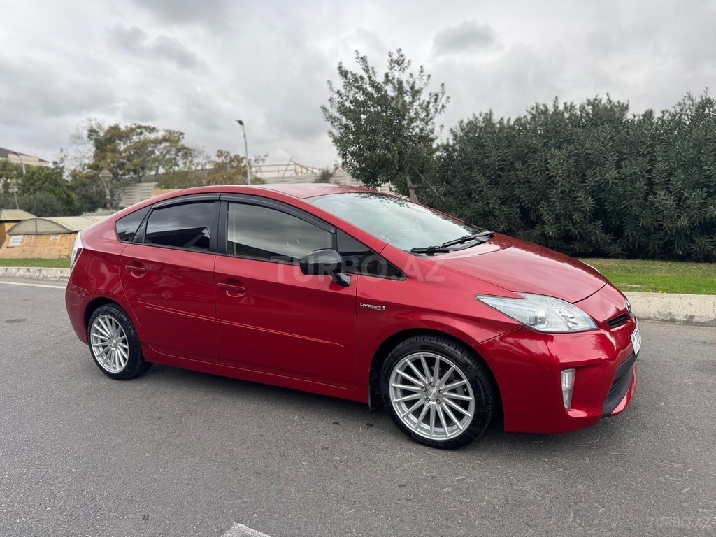 Toyota Prius, 1.8 L, 2014 il, 250 000 km Bakı almaq - qiyməti 17 500 ...