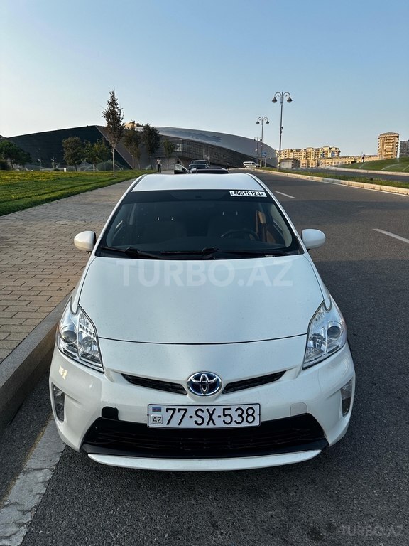 Toyota Prius, 1.8 L, 2015 il, 244 000 km Bakı almaq - qiyməti 16 900 ...