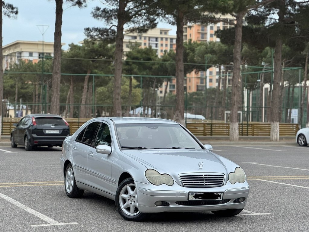 Mercedes C 240, 2.6 L, 2002 il, 295 840 km Bakı almaq - qiyməti 7 900 ...