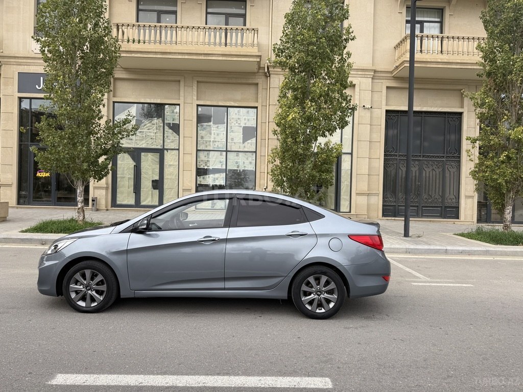 Hyundai Accent, 1.4 L, 2019 il, 182 500 km Bakı almaq - qiyməti 18 700 ...