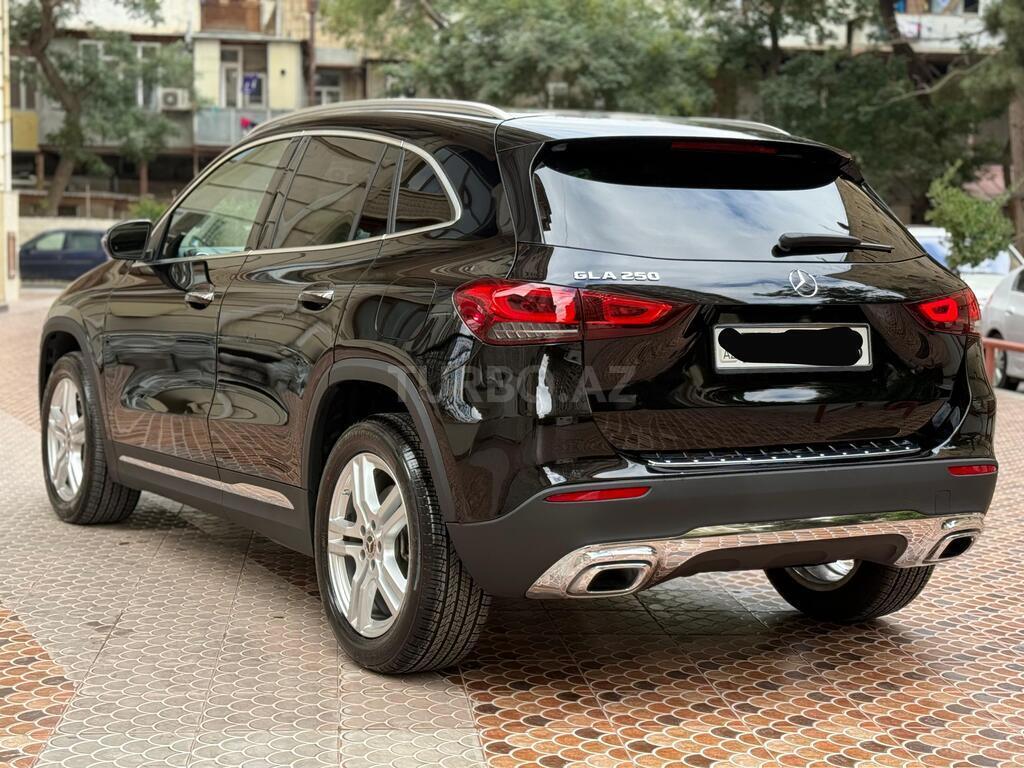 Mercedes GLA 250, 2.0 L, 2022 il, 73 000 km Bakı almaq - qiyməti 43 800 ...