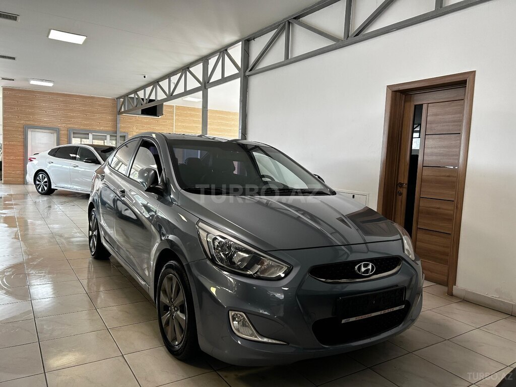 Hyundai Accent, 1.4 L, 2019 il, 196 800 km Bakı almaq - qiyməti 17 900 ...