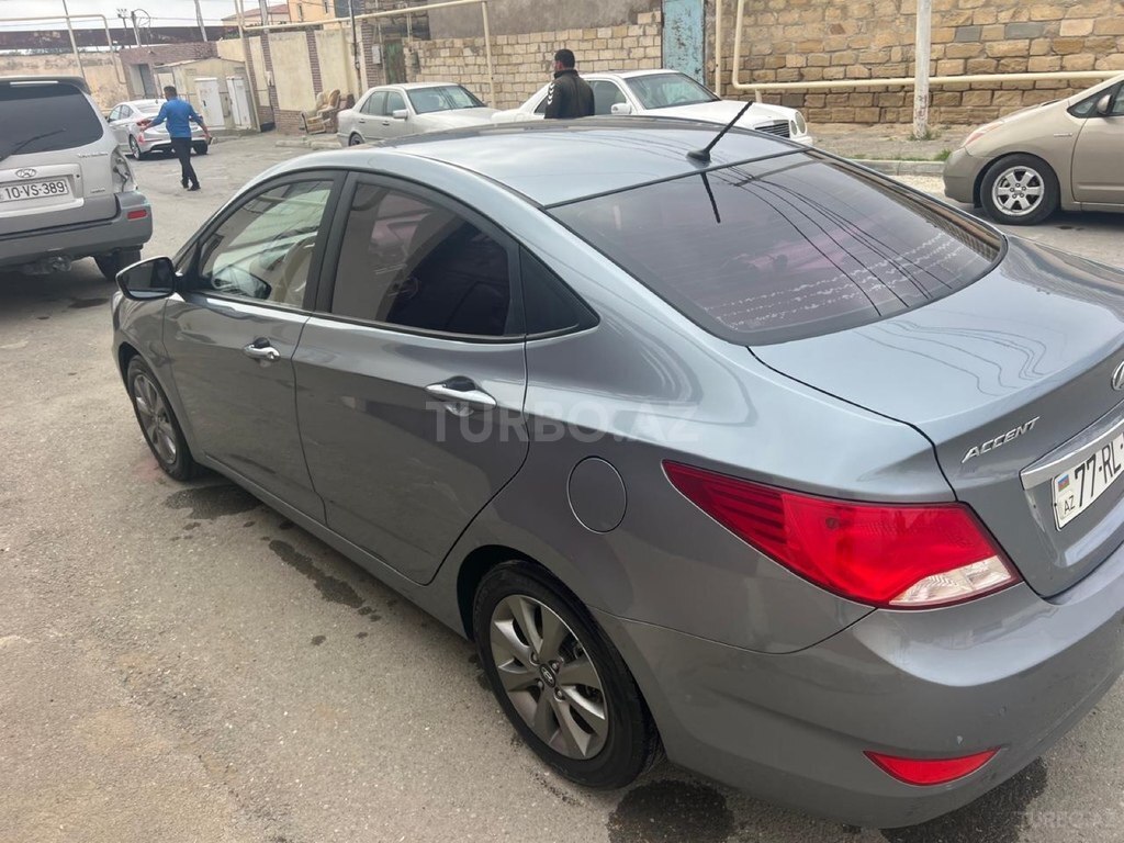 Hyundai Accent, 1.4 L, 2018 il, 177 705 km Bakı almaq - qiyməti 17 500 ...
