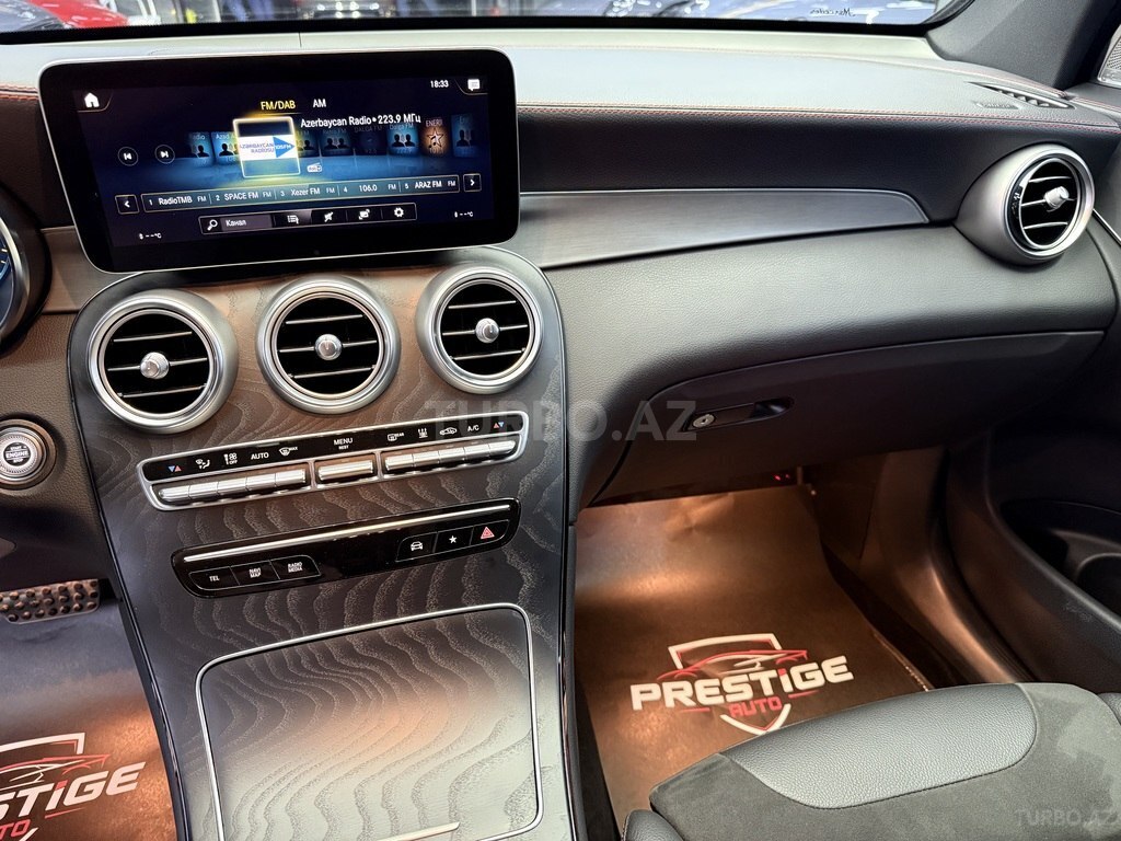 Mercedes GLC 300 e 4MATIC, 2.0 L, 2023 il, 42 000 km Bakı almaq ...