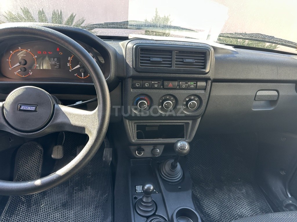 LADA (VAZ) Niva, 1.7 L, 2024 il, 42 000 km Bakı almaq - qiyməti 20 800 ...