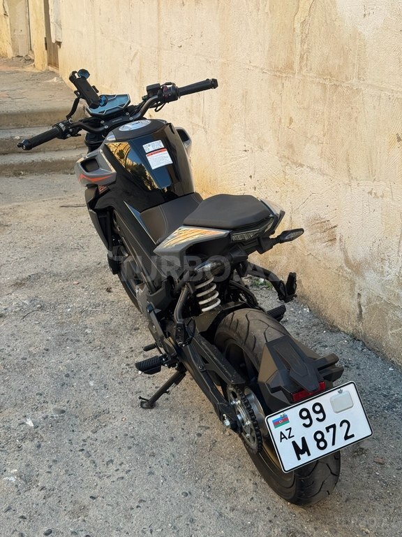 CFMOTO 250 NK, 0.3 L, 2025 il, 3 700 km Bakı almaq - qiyməti 4 700 AZN ...