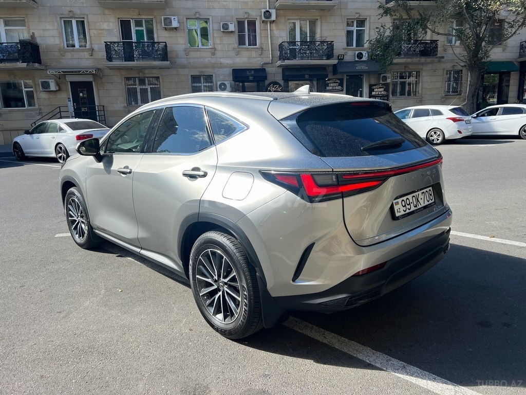 Lexus NX 200, 2.0 L, 2022 il, 6 000 km Bakı almaq - qiyməti 45 000 USD ...