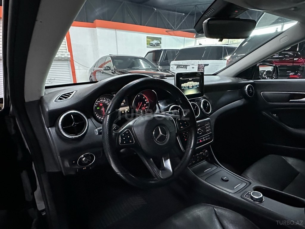 Mercedes CLA 180, 1.5 L, 2015 il, 228 500 km Bakı almaq - qiyməti 23 ...