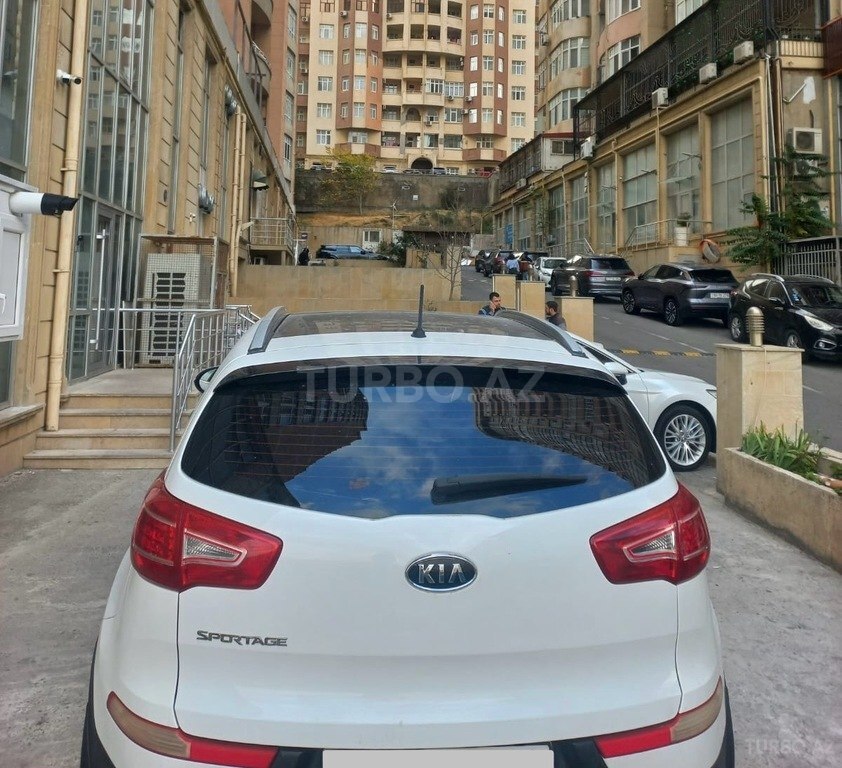 Kia Sportage, 2.0 L, 2012 il, 110 500 km Bakı almaq - qiyməti 22 700 ...