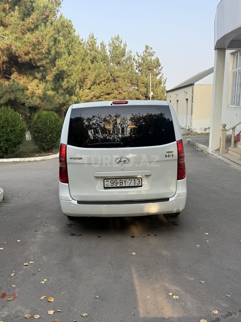 Hyundai H-1, 2.5 L, 2011 il, 300 000 km Göygöl almaq - qiyməti 17 200 AZN - Turbo.Az