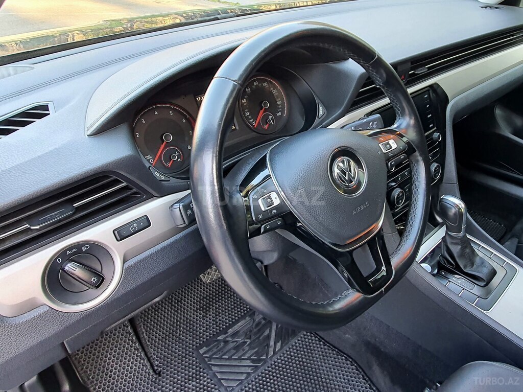 Volkswagen Passat (North America), 2.0 L, 2019 il, 110 800 km Bakı ...