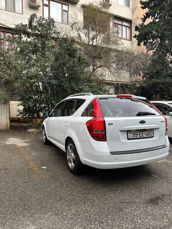 Kia Ceed SW, 2.0 L, 2010 il, 163 500 km Bakı almaq - qiyməti 16 000 AZN ...