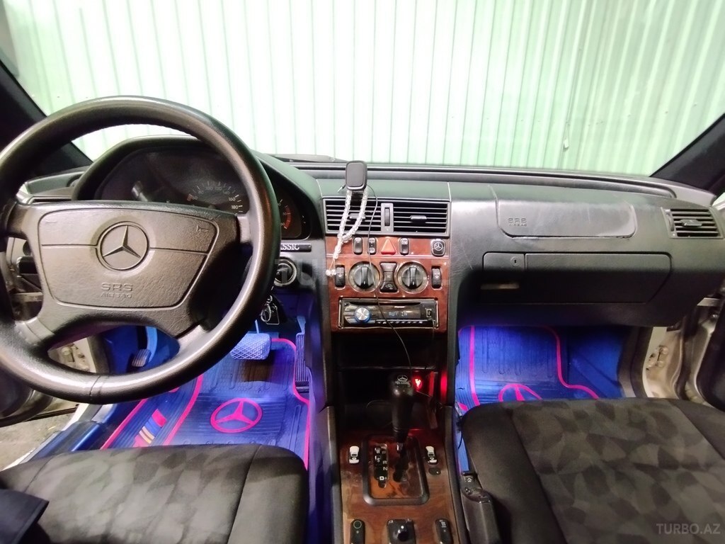 Mercedes C 220, 2.2 L, 2000 il, 360 km Bakı almaq - qiyməti 8 500 AZN ...