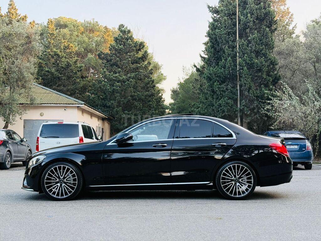 Mercedes C 300, 2.0 L, 2016 il, 101 000 km Bakı almaq - qiyməti 33 900 ...
