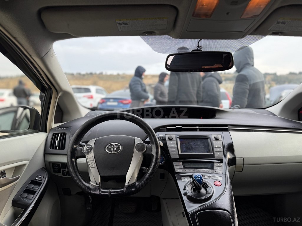 Toyota Prius, 1.8 L, 2012 il, 300 000 km Bakı almaq - qiyməti 12 900 ...