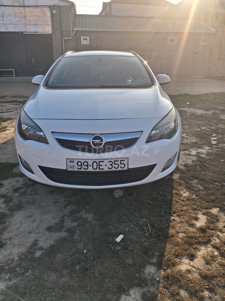 Opel Astra, 1.3 L, 2011 il, 420 000 km Bakı almaq - qiyməti 9 900 AZN ...