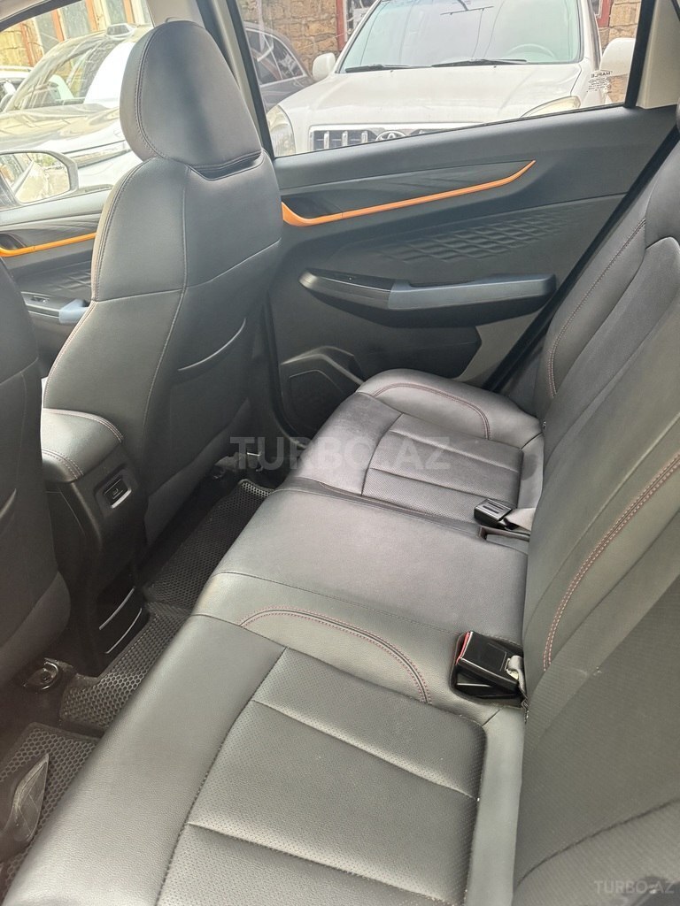 Maple X3 Pro, 1.5 L, 2023 il, 39 000 km Bakı almaq - qiyməti 21 500 AZN ...