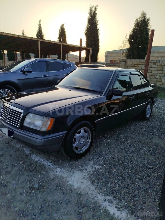 Mercedes E 300, 3.0 L, 1995 il, 335 000 km Gəncə almaq - qiyməti 12 000 ...