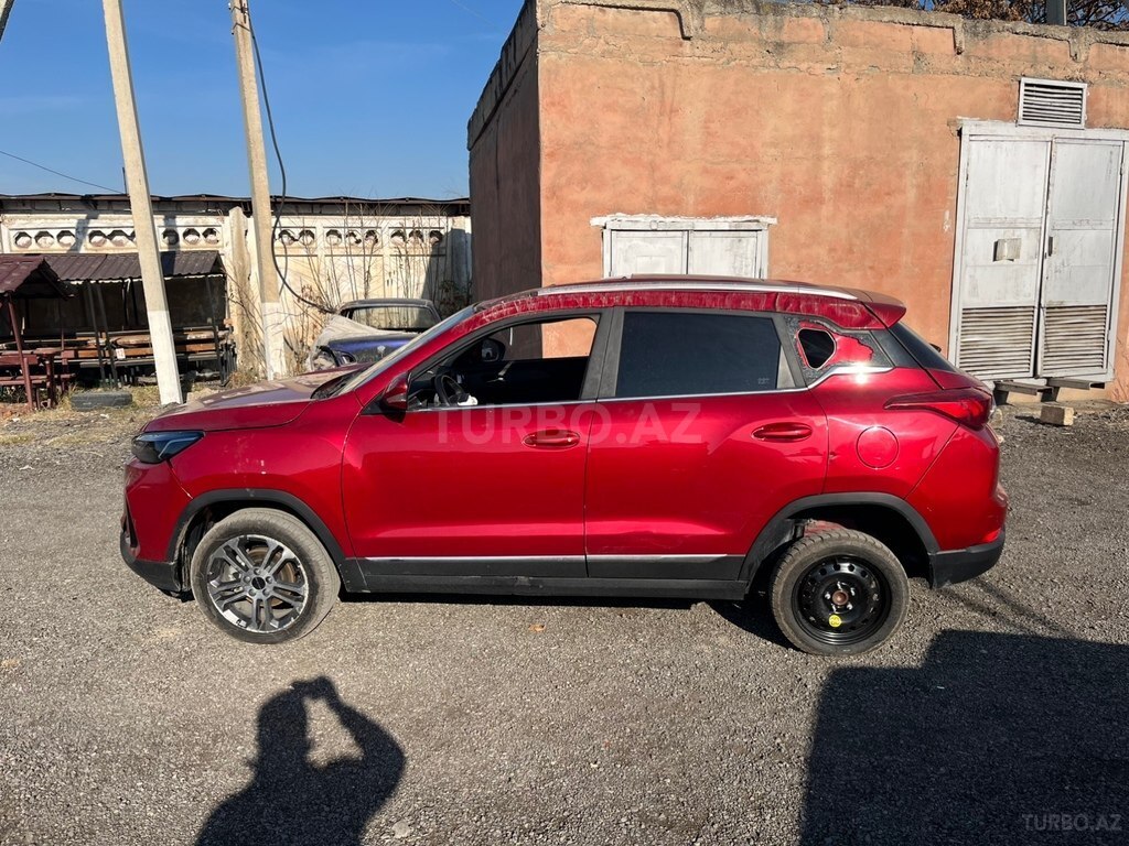 Baic X3, 1.5 L, 2021 il, 14 233 km Gəncə almaq - qiyməti 7 800 AZN ...