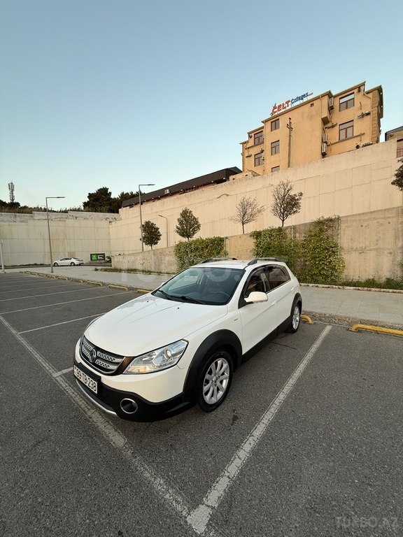 DongFeng H30 Cross, 1.6 L, 2015 il, 485 000 km Bakı almaq - qiyməti 10 ...