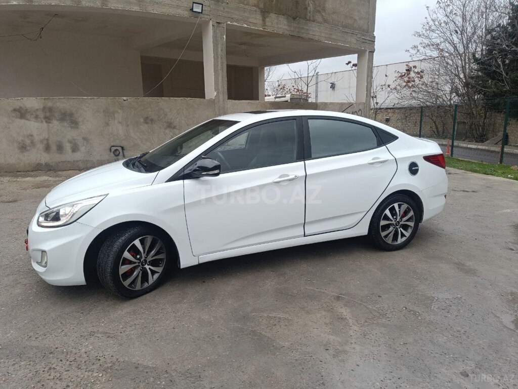 Hyundai Accent, 1.6 L, 2015 il, 168 000 km Bakı almaq - qiyməti 17 000 ...