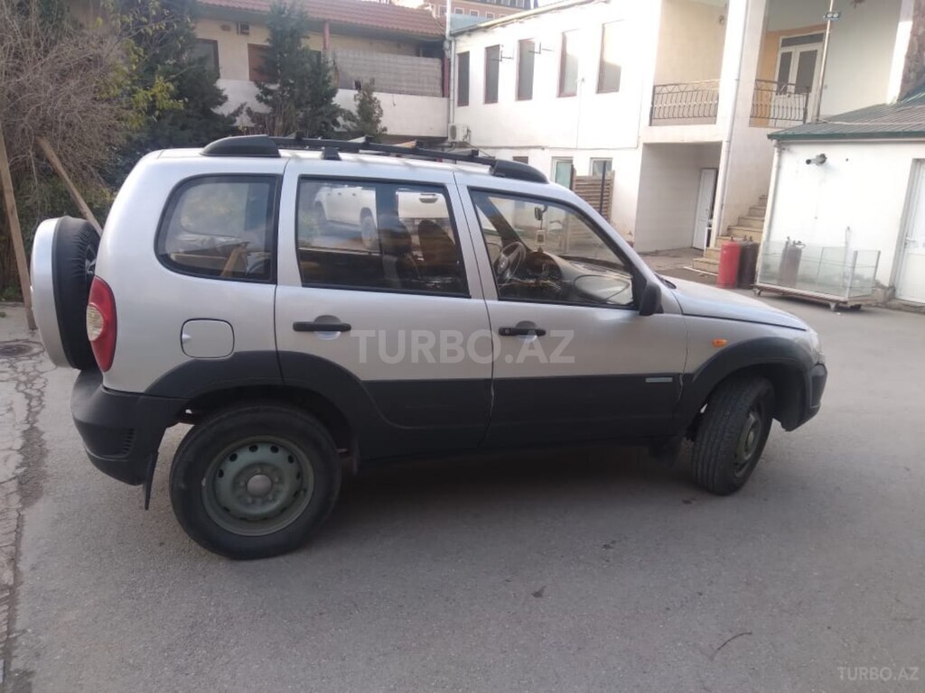 Chevrolet Niva, 1.7 L, 2009 il, 234 050 km Bakı almaq - qiyməti 8 400 ...