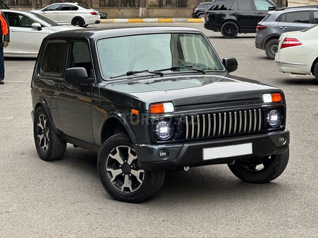 LADA (VAZ) Niva, 1.7 L, 2019 il, 140 000 km Bakı almaq - qiyməti 14 300 ...