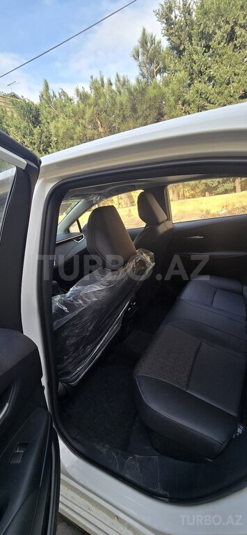 Toyota Corolla, 1.8 L, 2025 il, 850 km Bakı almaq - qiyməti 33 800 AZN ...