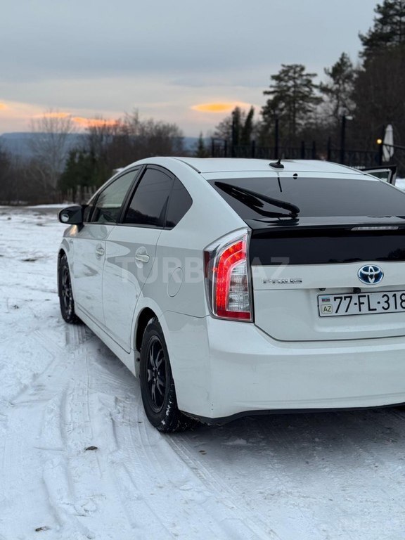 Toyota Prius, 1.8 L, 2015 il, 250 330 km Bakı almaq - qiyməti 19 000 ...