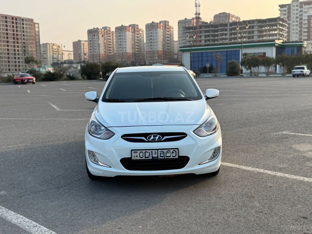 Hyundai Accent, 1.6 L, 2013 il, 220 035 km Bakı almaq - qiyməti 16 500 ...