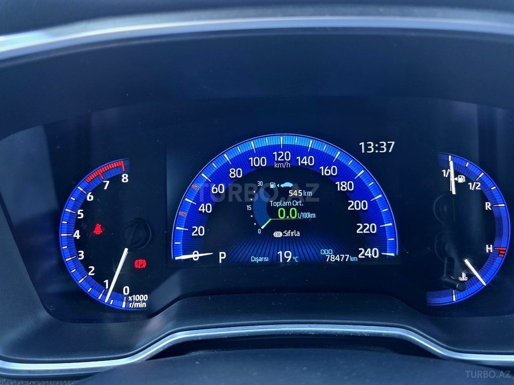 Toyota Corolla, 1.6 L, 2021 il, 78 000 km Bakı almaq - qiyməti 32 500 ...